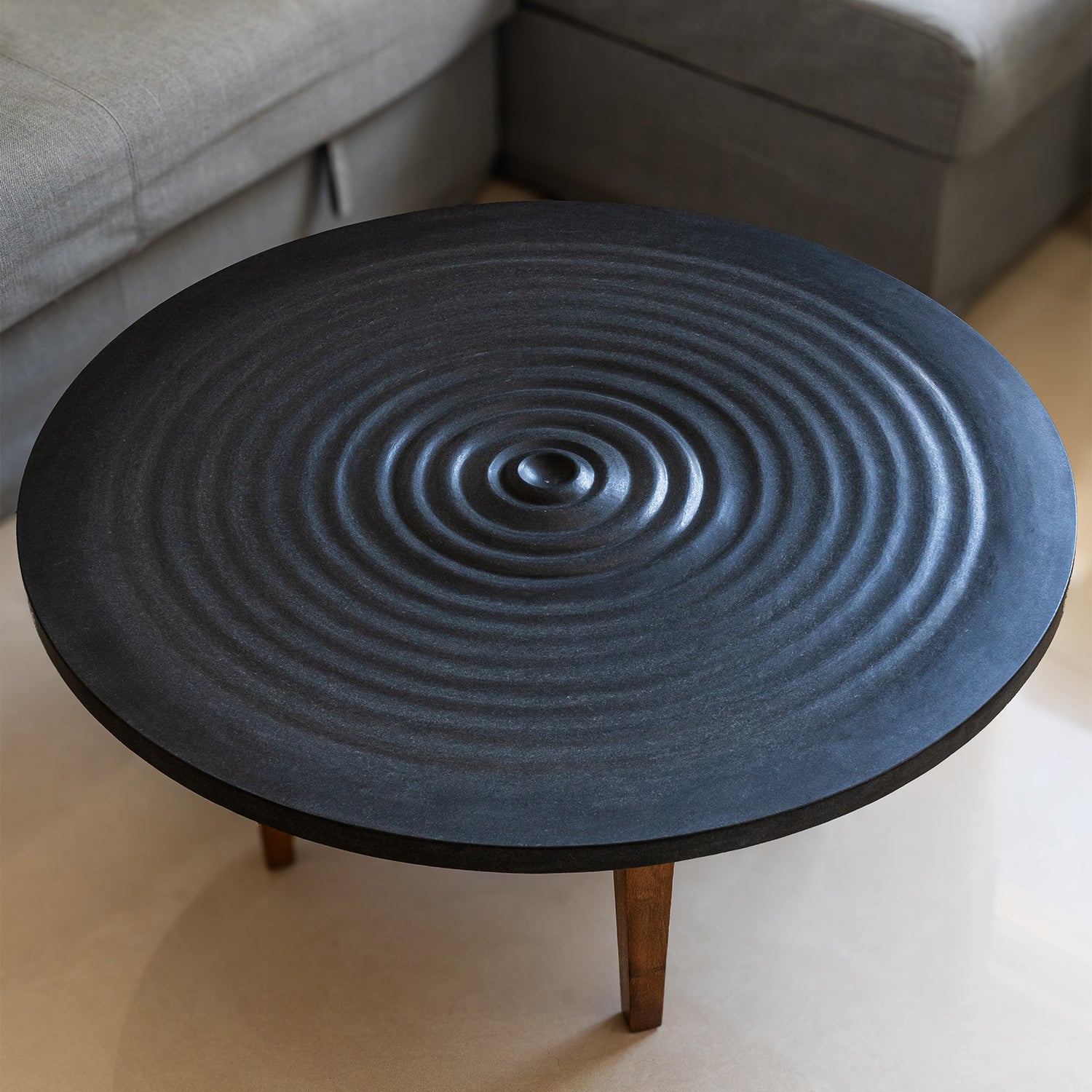 Ripple Table – I MEAN DESIGN
